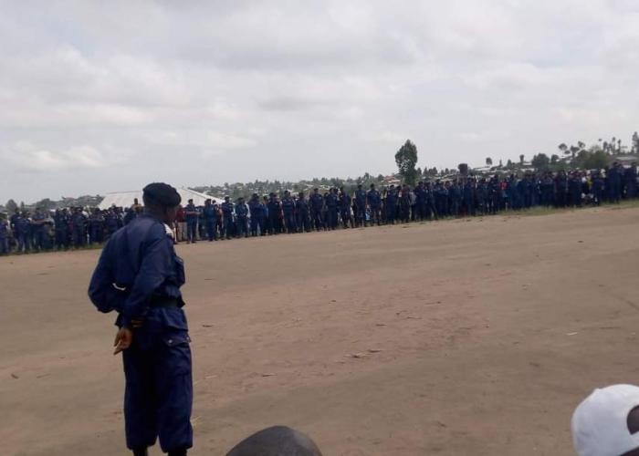 Ituri : Le Maire de la ville de Bunia sensibilise la population et les ...