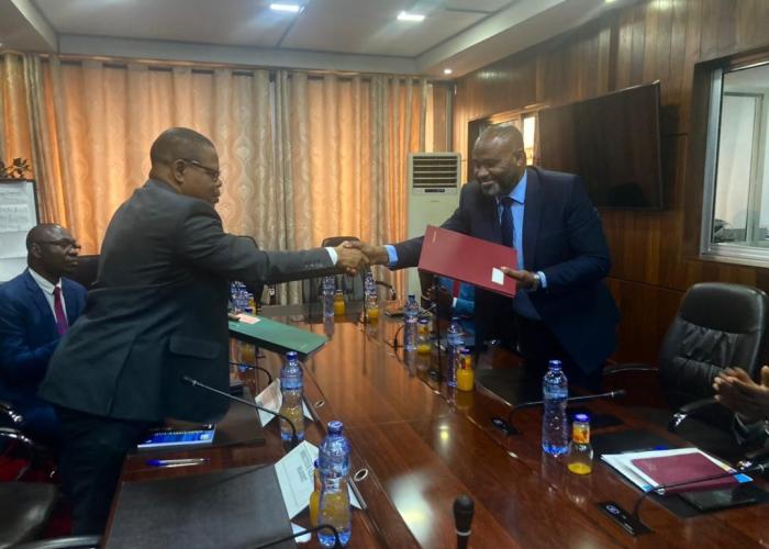 RDC : Le FPI et l'ANADEC signent un protocole d'accord sur la ...